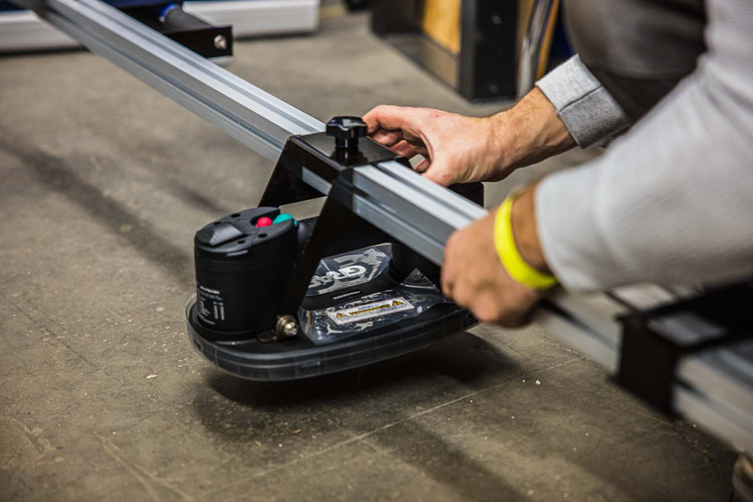 Large Panel Rail - GRABO