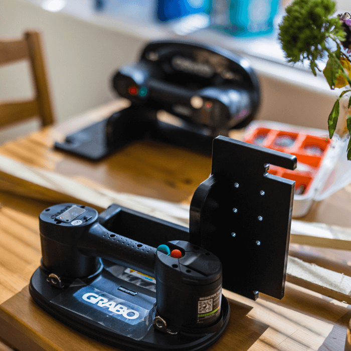 Izzy Swan’s Cabinet Plates - GRABO